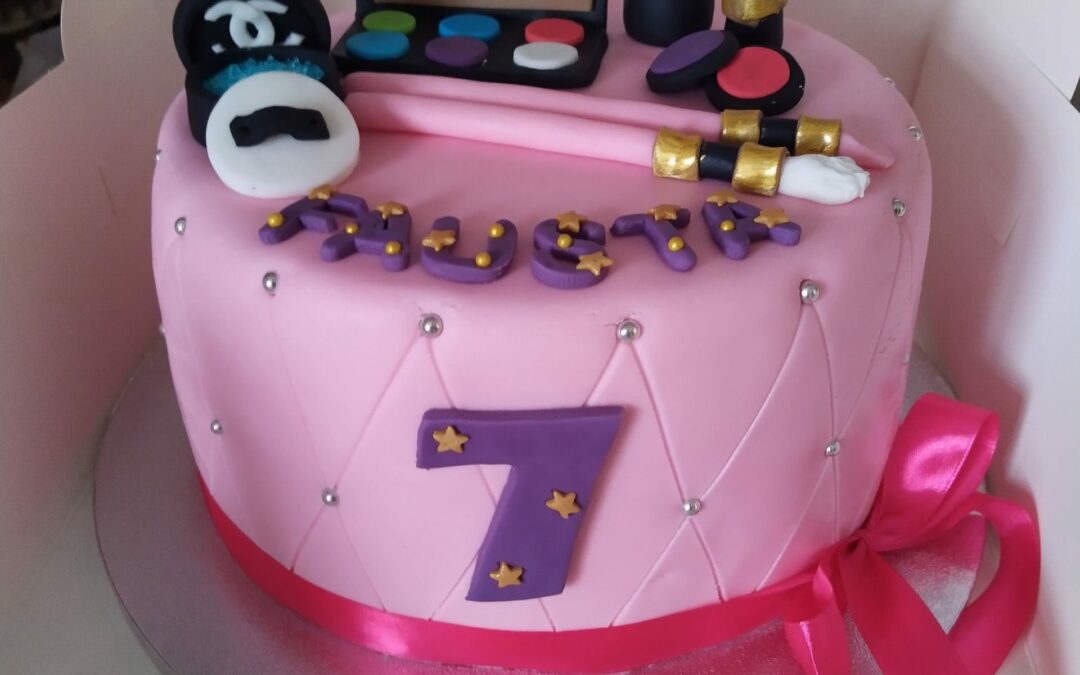 Edita's Cakes | Fine baking and cakes for you